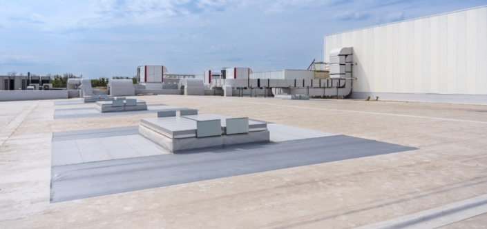 Types of Commercial Flat Roofs - 14 Top Roofing Solutions